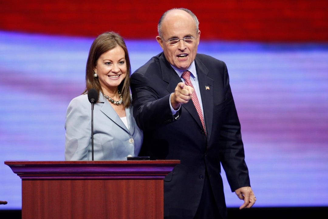 Legendaarne New Yorgi linnapea Rudy Giuliani lahutab kolmanda abielu Legendaarne New Yorgi linnapea Rudy Giuliani lahutab kolmanda abielu