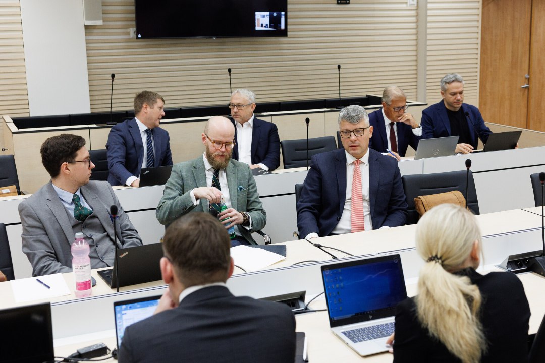 KURITÖÖ JA KARISTUS: ähvardav miljoninõue ripub kirvena Keskerakonna ... KURITÖÖ JA KARISTUS: ähvardav miljoninõue ripub kirvena Keskerakonna ...